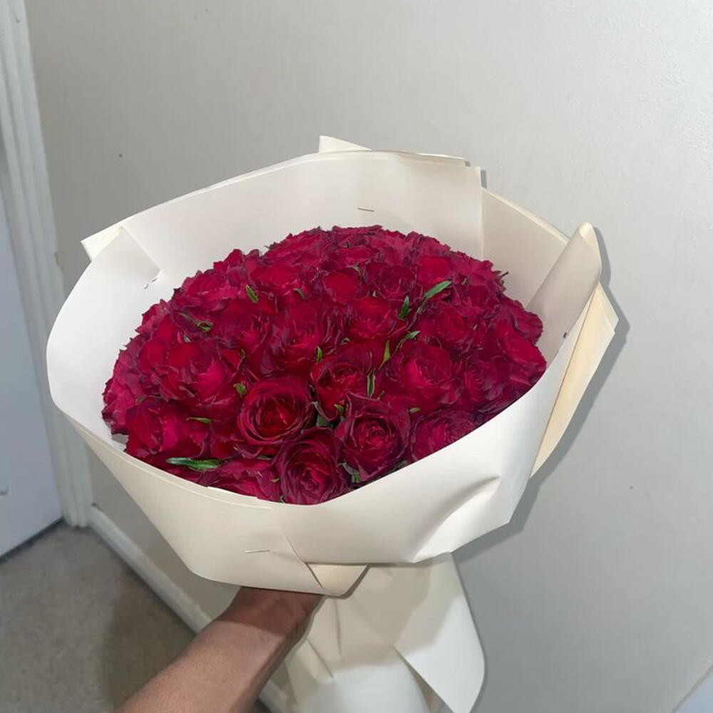 30 Red Roses Bouquet L Size, Flowers Dubai, United Arab Emirates, buy ...