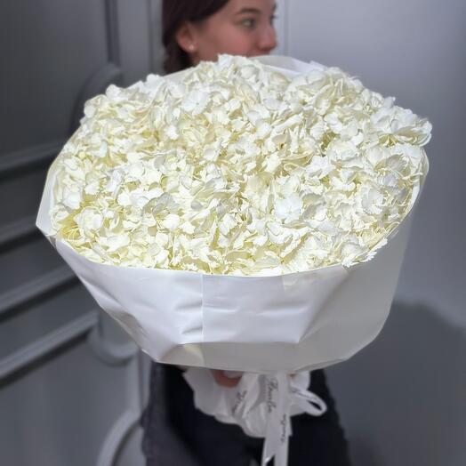 Воздушный букет из 7 белых гортензий, Flowers Tula, Tula region, Russia ...